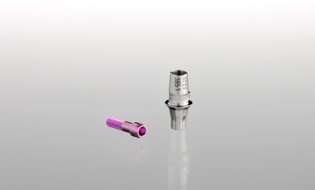 Implantatversorgung mit CEREC: TiBase für mehr Implantatsysteme ...